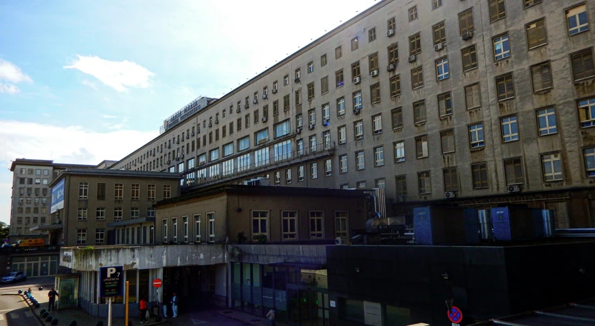 Caso gémeas: Presidente do Infarmed diz que pedidos de acesso ao ...