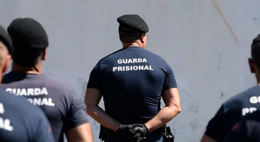 Ministério da Justiça assinala reforço de 225 guardas prisionais e 63 ...