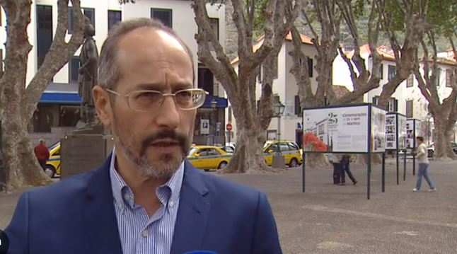 Bernardo Martins apresenta 25 de abril na Madeira (áudio) | RTP Madeira