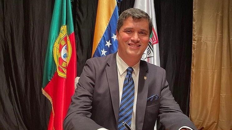 Sérgio Nunes: O corretor de seguros das Caraíbas (áudio) | RTP Madeira