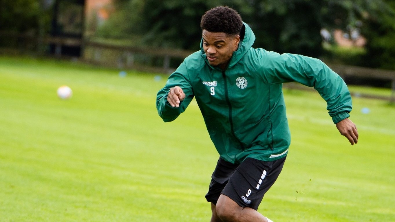 Nigel Thomas é o primeiro reforço do Nacional | RTP Madeira