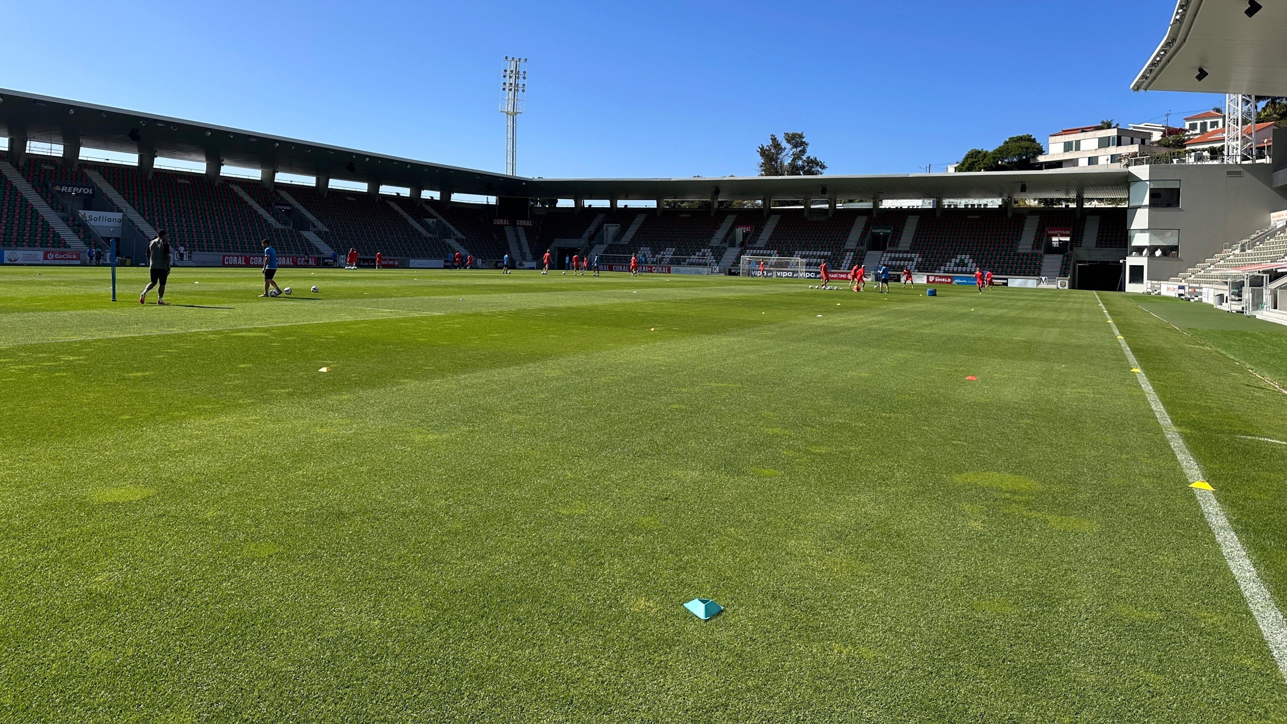 Marítimo joga com FC Porto B às 11h00 e com o UD Leiria às 20h15 | RTP ...