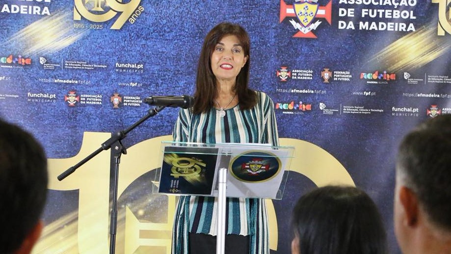 Elsa Fernandes garante que não há falta de professores na Região (áudio ...