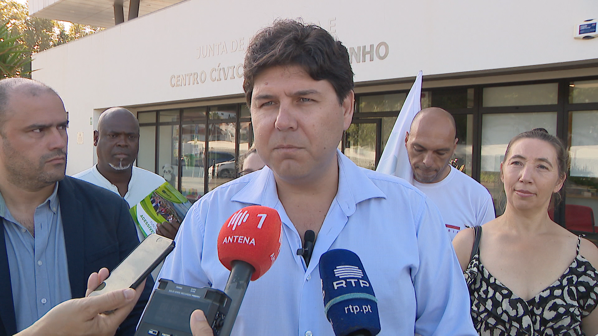 Válter Rodrigues fez campanha em São Martinho (vídeo) | RTP Madeira