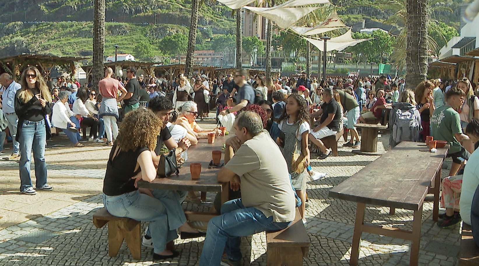 Milhares de pessoas visitaram Mercado Quinhentista (vídeo) – RTP Madeira